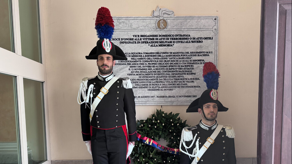 ReggioTV - Giornata in memoria dei caduti di Nassiriya. I carabinieri ...