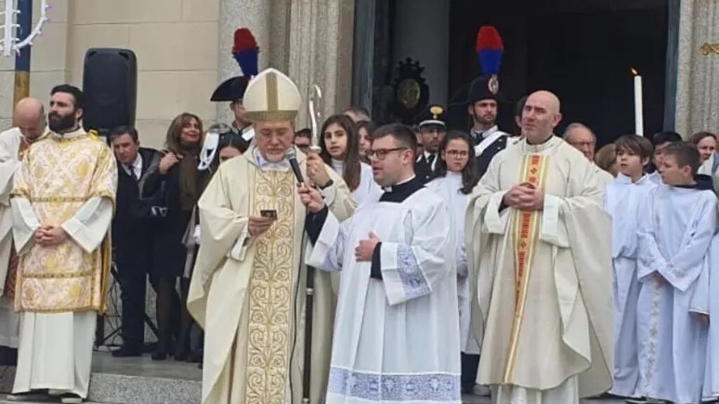 ReggioTV - Dimissioni dal Policlinico di Catanzaro per il vescovo di ...